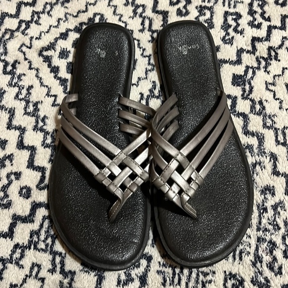 Shoes | Womens Flip Flops | Poshmark
